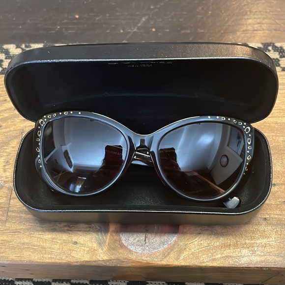 Coach | Accessories | Coach Dark Tortoise Cat Eye Sunglasses With Case ...